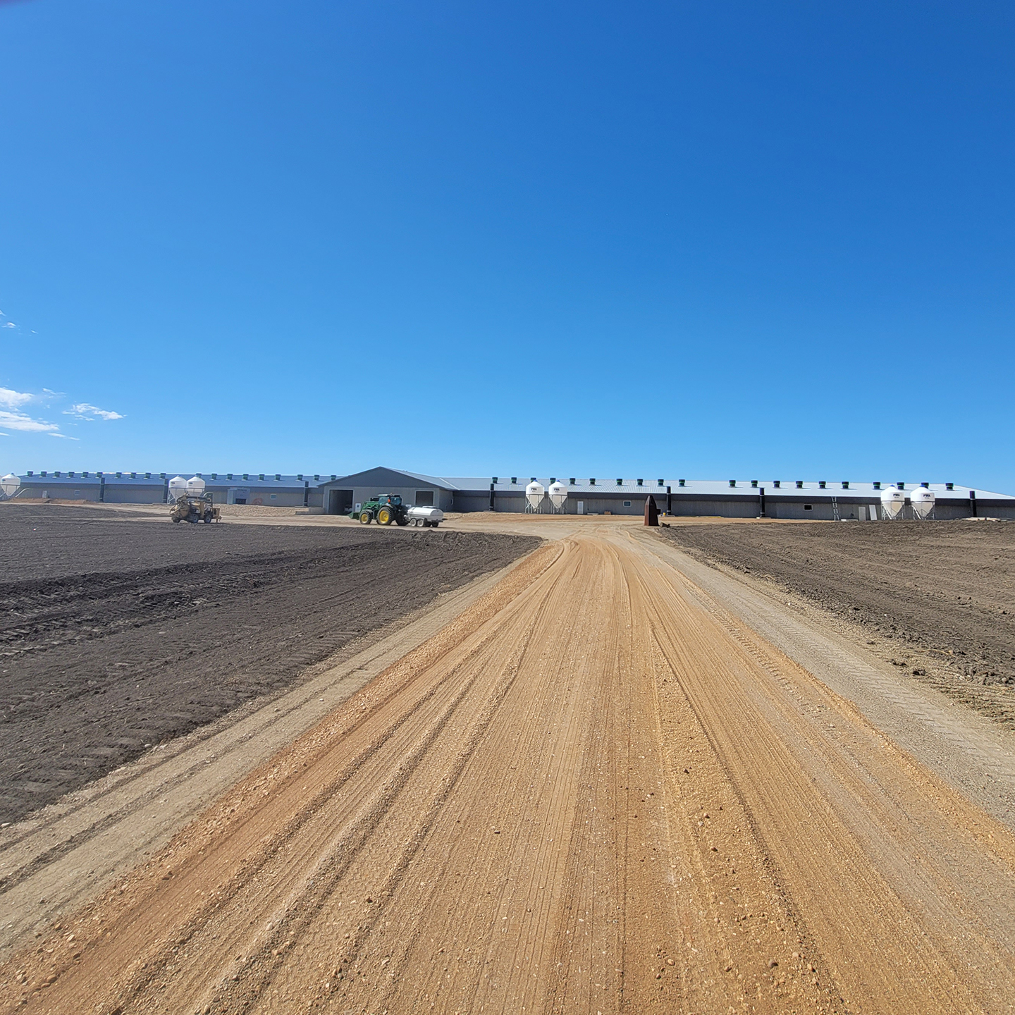 HOG BARN - Fourmation Sales